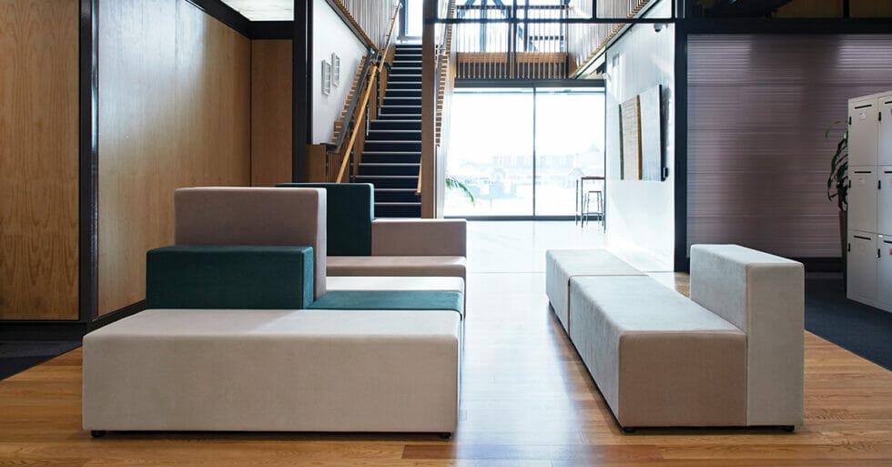 How touchdown workspaces can breathe life into your hybrid office ...